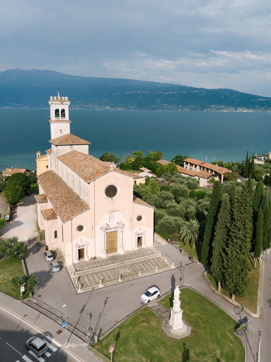 Heiraten am Gardasee, Italien: Alle Infos, Kosten & Hochzeitslocations - Illumina Weddings